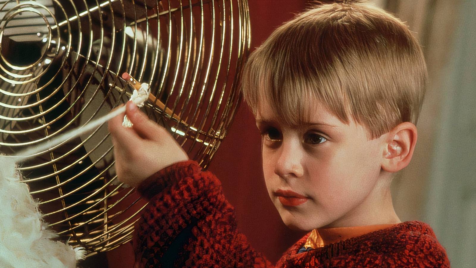 12 Child Actors From The 1990s & Where They Are Now