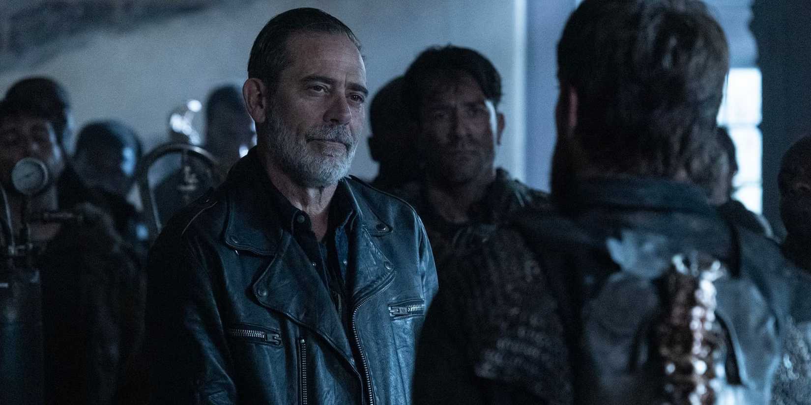 Negan Just Replaced The Saviors, And I'm Worried The Walking Dead ...