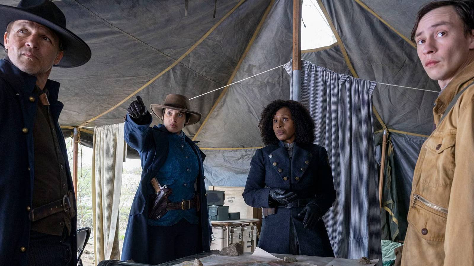 The Walking Dead's New Babylon Federation Explained