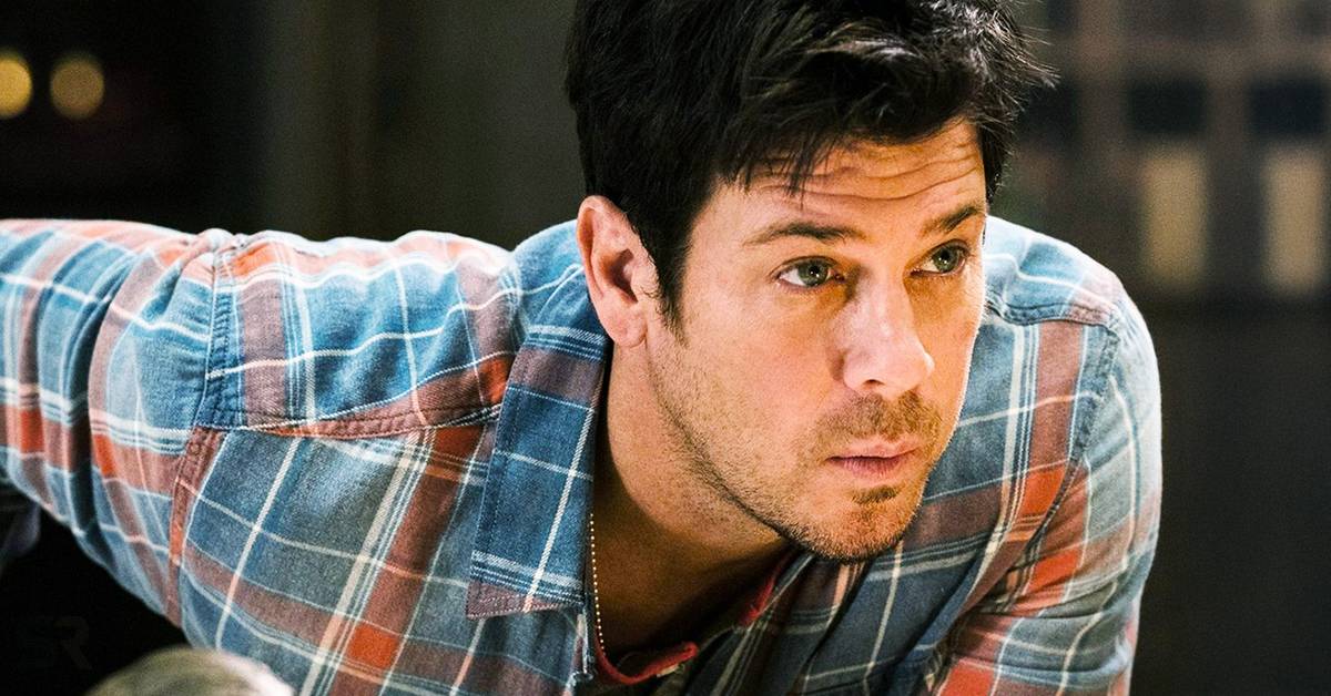 does noah wyle leave the librarians