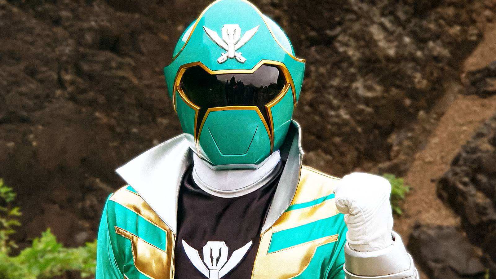 "There's A Simple Explanation For That": Power Rangers' Most Infamous ...