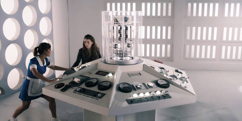 All 16 Doctor Who Characters Who Can Fly The TARDIS