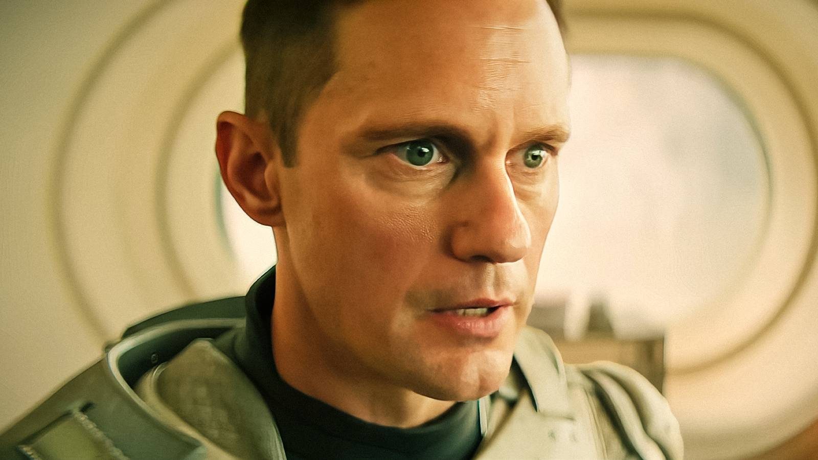 Why Alexander Skarsgård's Murderbot Character Is Referred To As "It" In The Apple TV+ Show