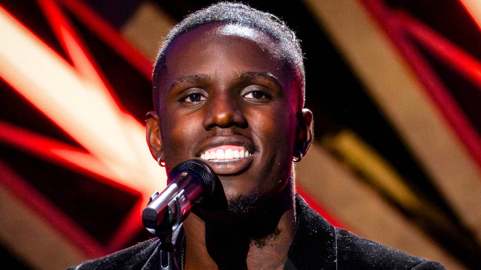 American Idol’s Jamal Roberts Breaks Silence On Carrie Underwood ...