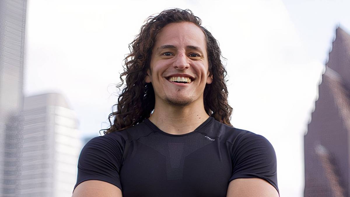 American Ninja Warrior Daniel Gil Is "Throwing His Hat In" For 2028 ...