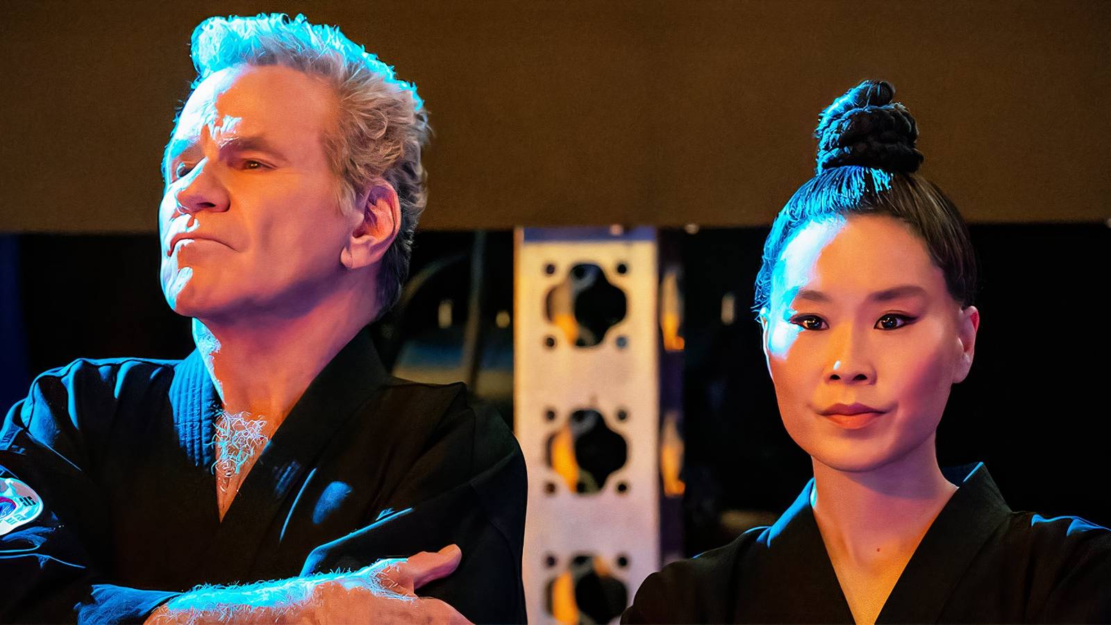 "I Went Too Far": Cobra Kai Actor Apologizes For Biting Co-Star At Fan ...