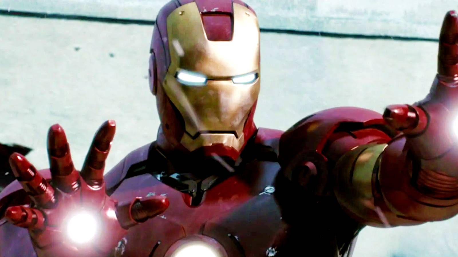 "Except For The Arc Reactor": Iron Man's First Real MCU Suit Gets Near ...