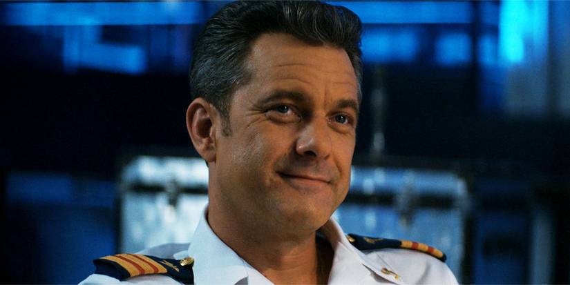 Joshua Jackson Has A Deflating Comment About Doctor Odyssey Season 2's ...