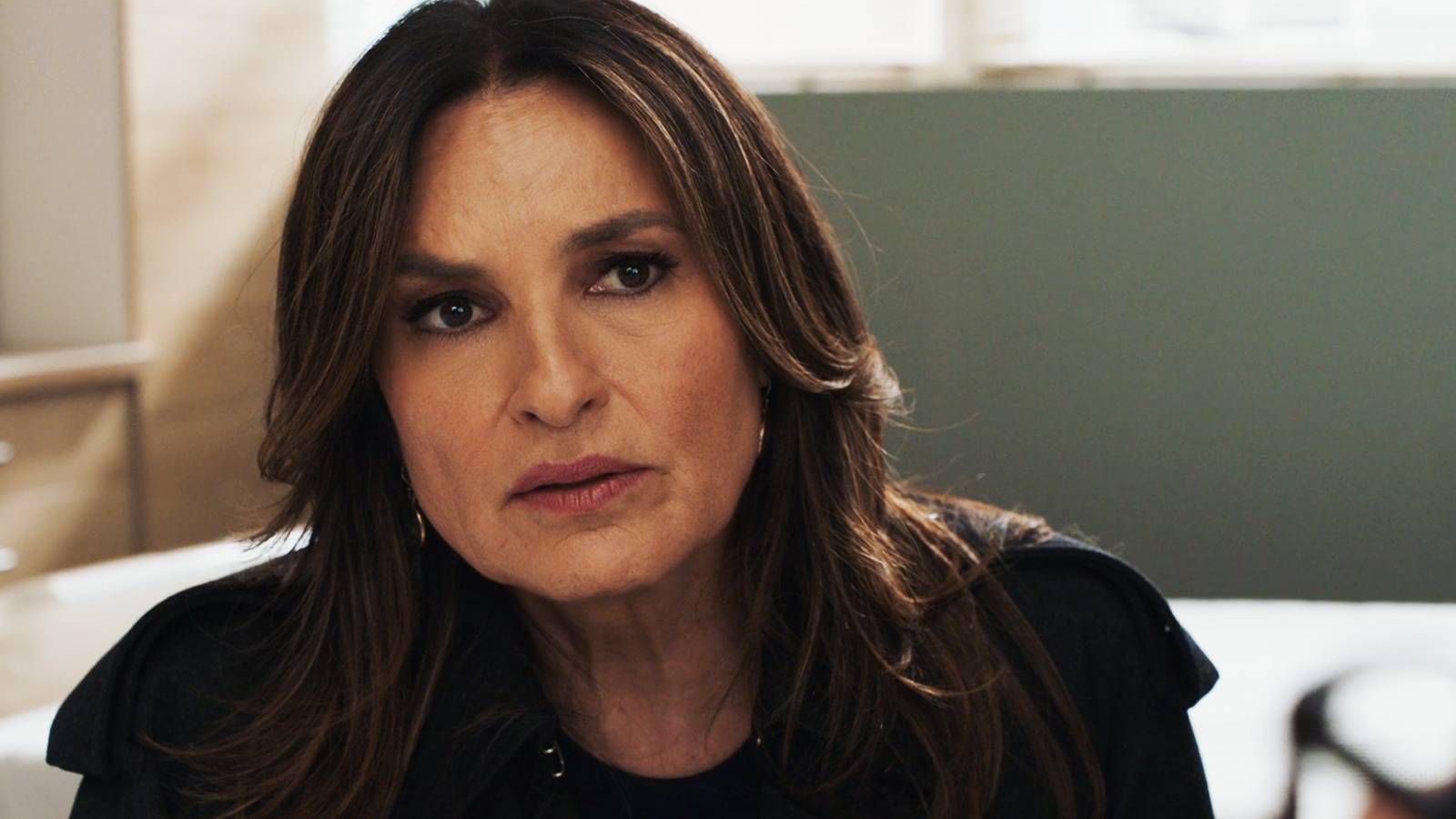 Law & Order: SVU Season 26's Absent Character Is The Key To A Powerful ...