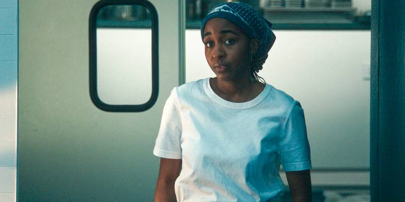 Why The Bear's Carmy & Sydney Can't Be a Couple: Ayo Edebiri Explains