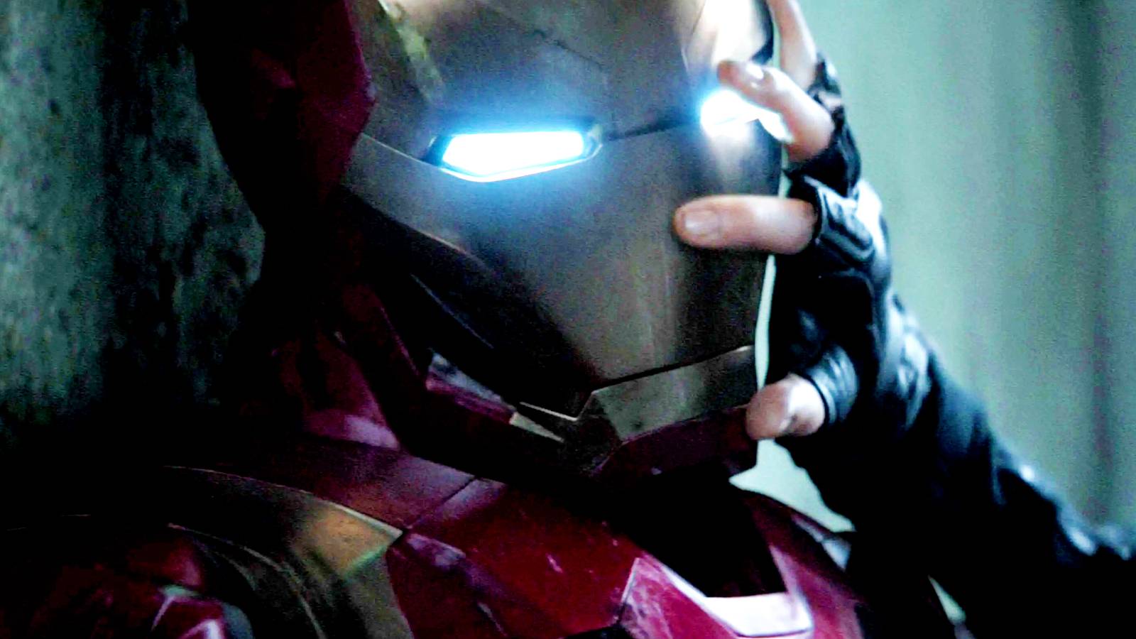 The 20 Best Superhero Movie Battles Of All Time (Number 1 Is Undisputed)