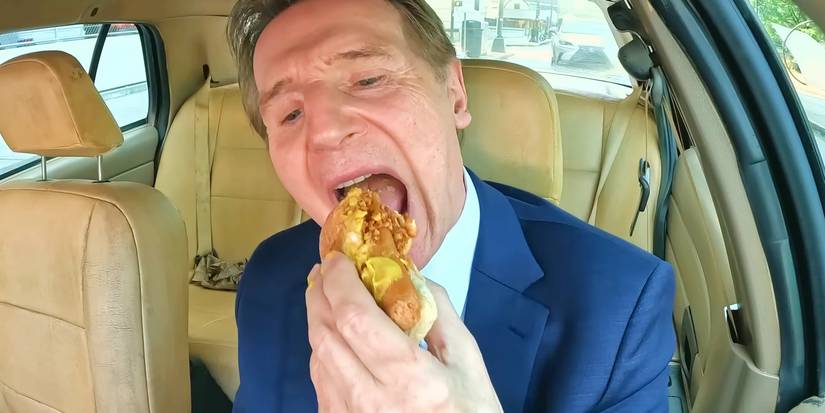 The Naked Gun's 10 Funniest Moments