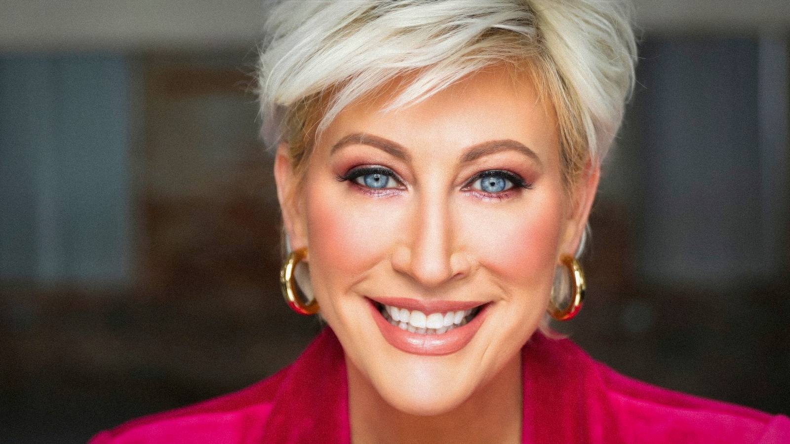 Reality Star Kim Gravel Stuns Fans With Major Honor As Hollywood Celebs ...