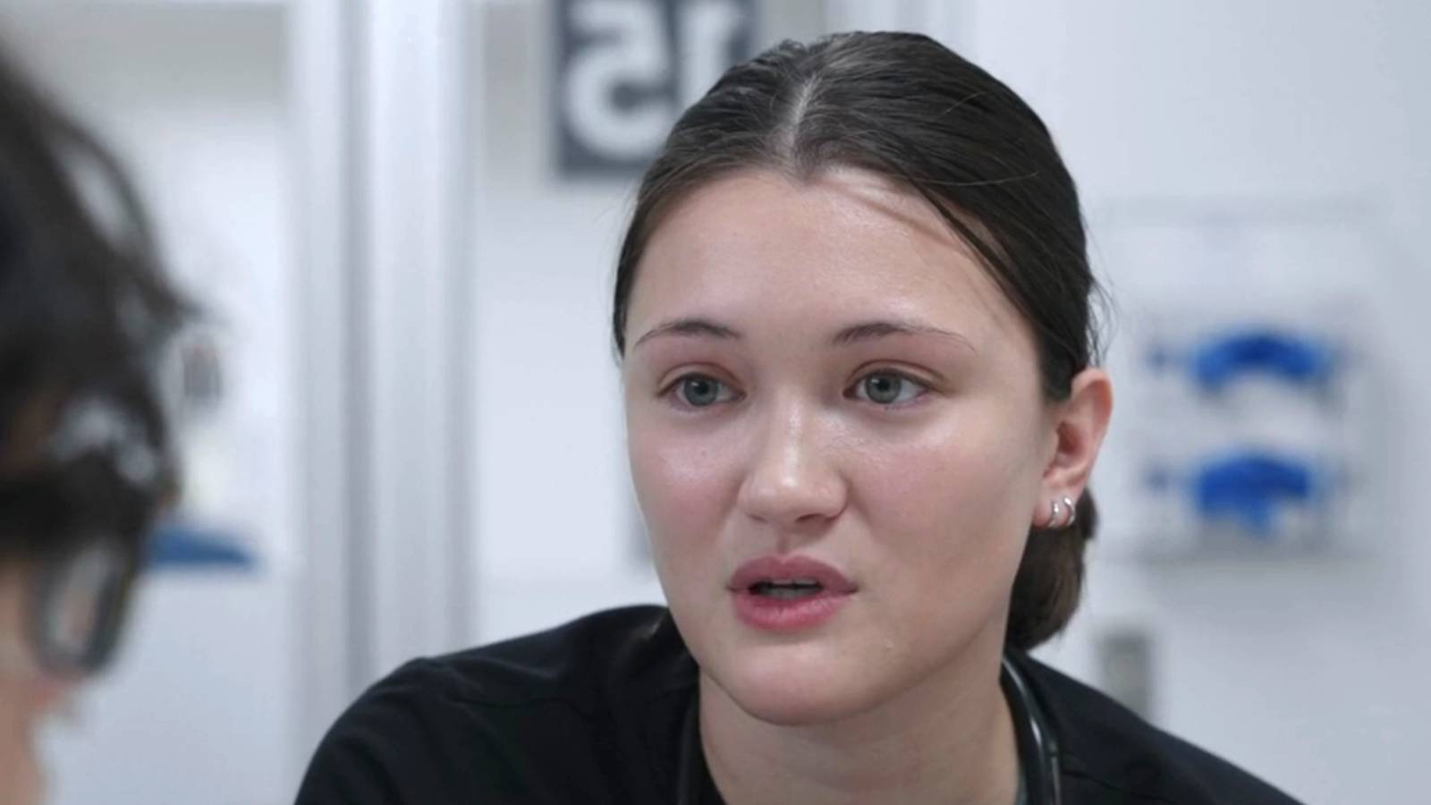 The Pitt Season 2 Adds New Cast Member Teasing Love Story For One Doctor