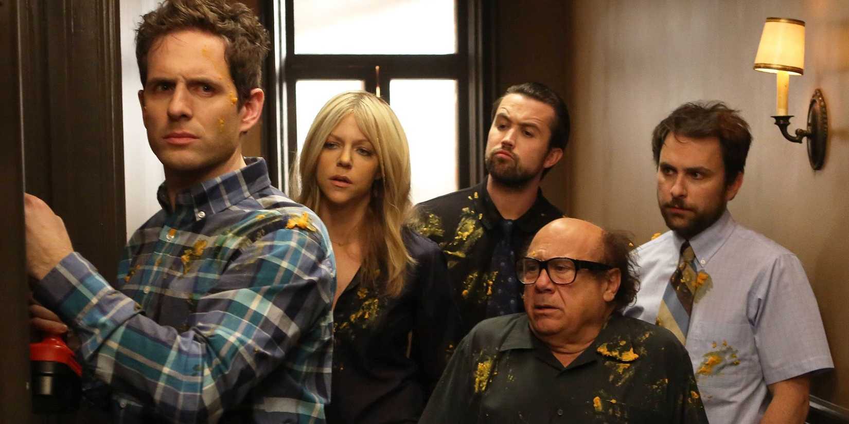 It's Always Sunny Season 17 Hints At Mac & Dennis Romance