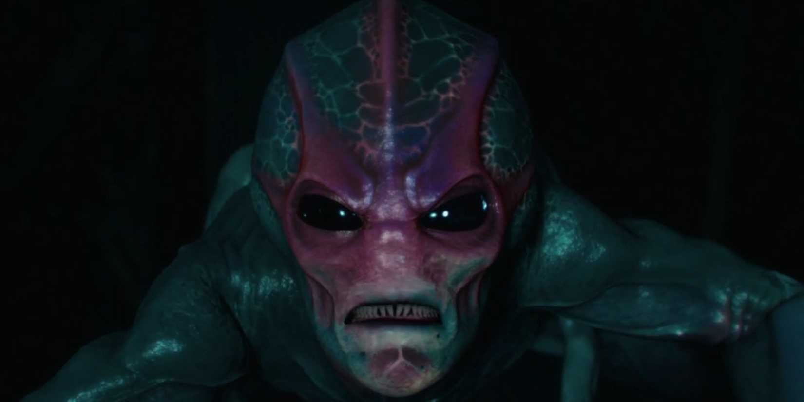 6 Theories Explaining Resident Alien Series Finale's "They're Here" Tease