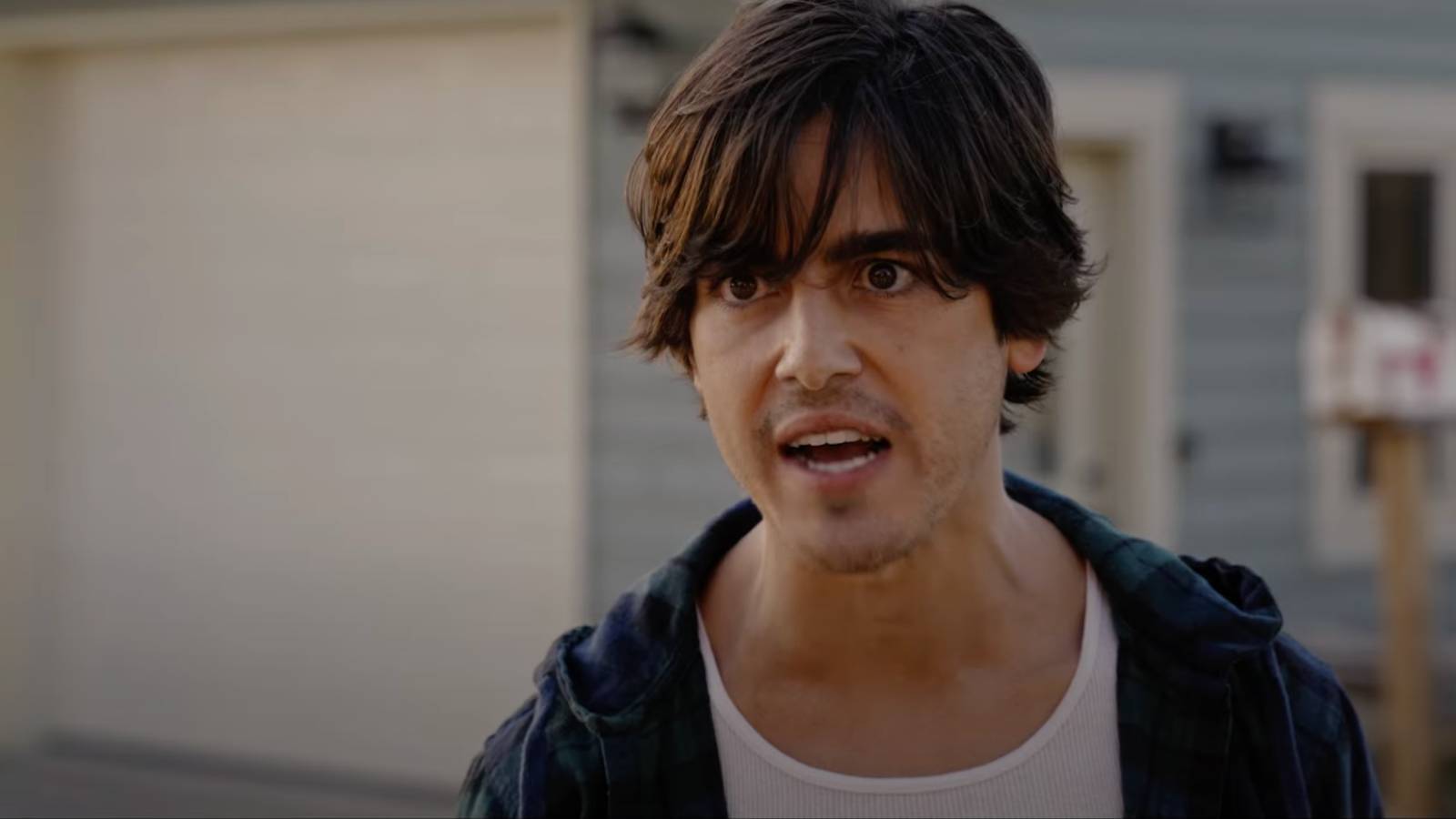 Loathe Thy Neighbor Review: Stellar Characters & Drama Are Undermined ...