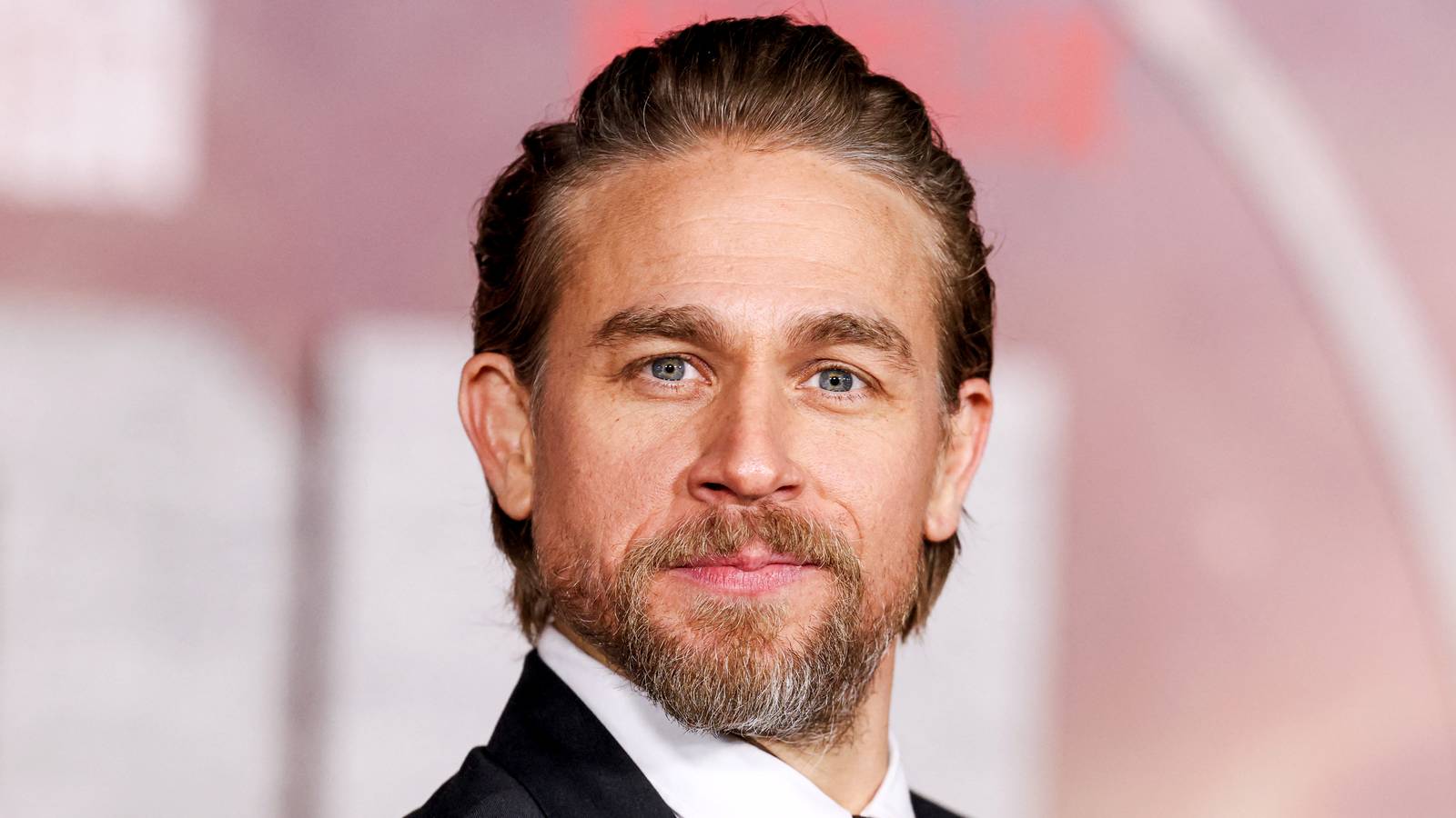 Sons of Anarchy: Charlie Hunnam's 87% Rotten Tomatoes Crime Thriller ...