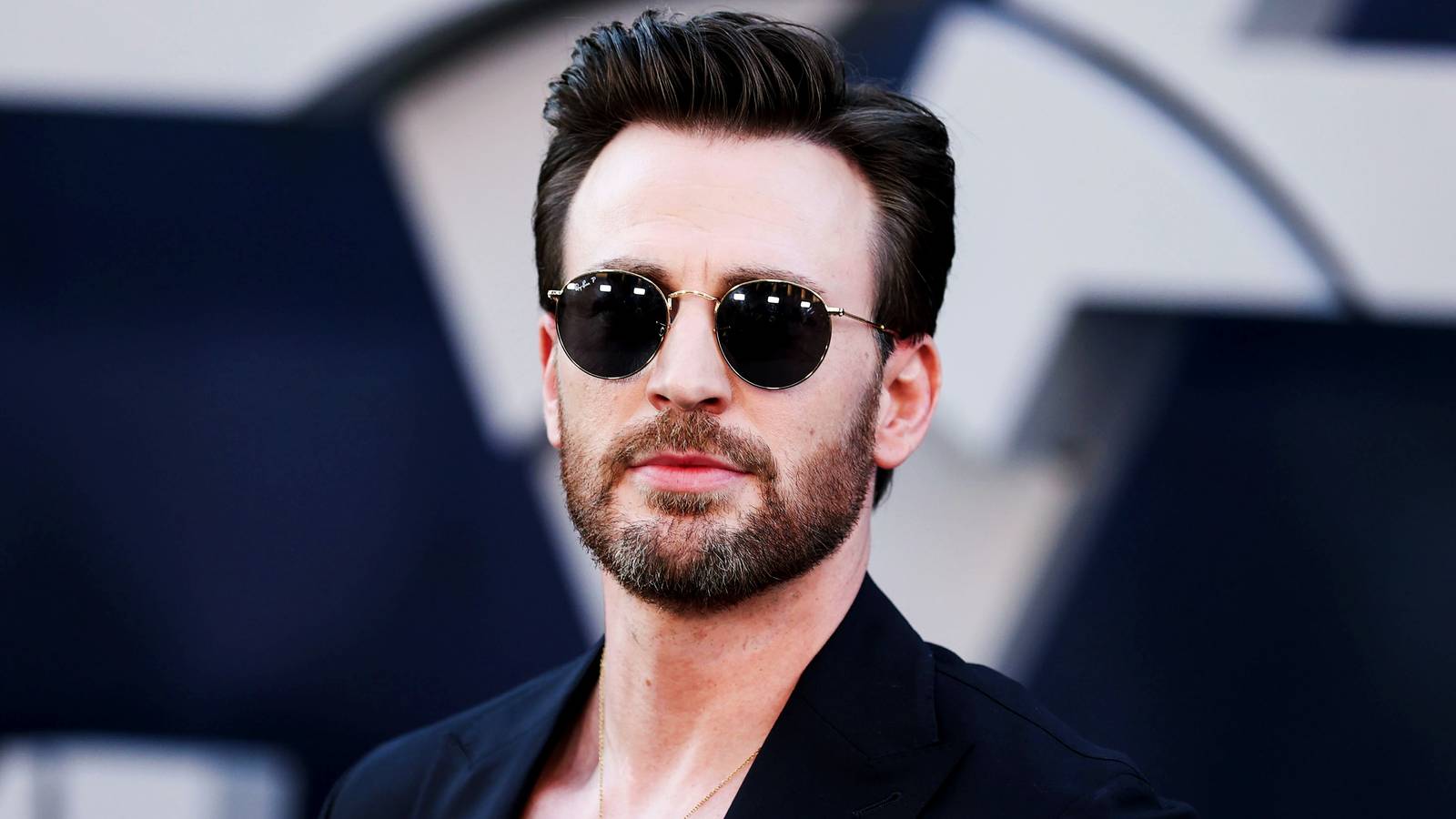 Chris Evans' Thriller 'Defending Jacob' on Apple TV+ Is A Top Post-MCU Role