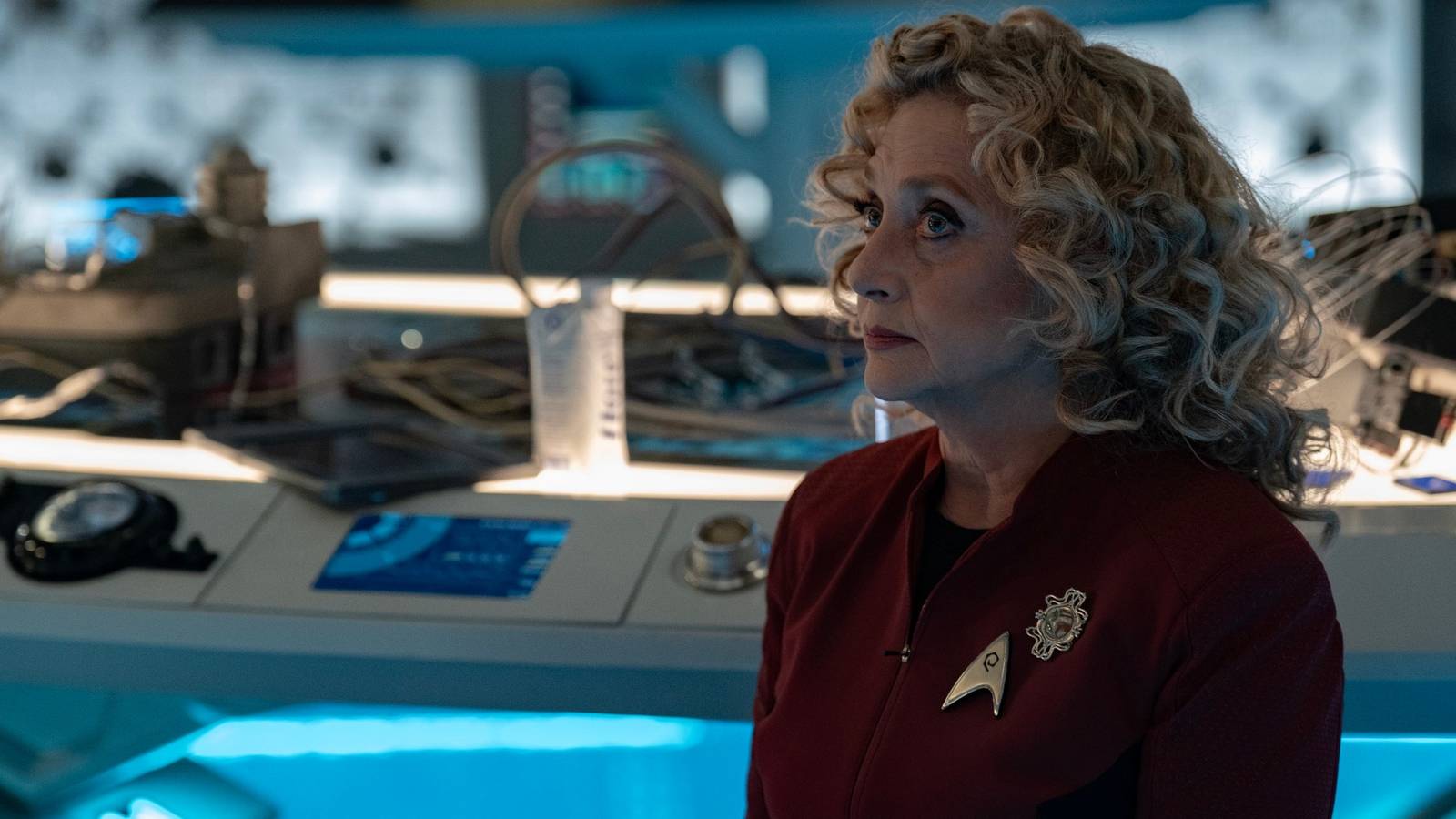 Star Trek: Strange New Worlds Reveals Commander Pelia's Age