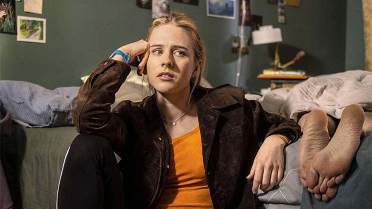 Diary of a Ditched Girl Summary, Trailer, Season List, Cast, Where to ...