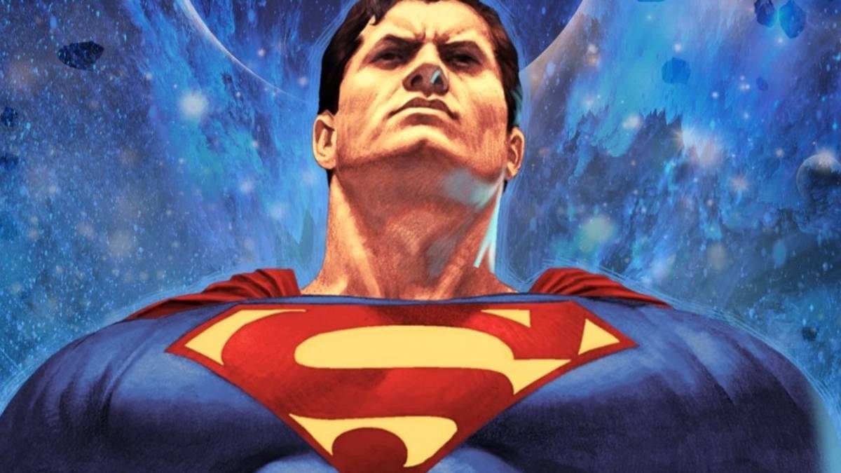 Superman Unleashes Massive New Power: Giant Transformation Explained