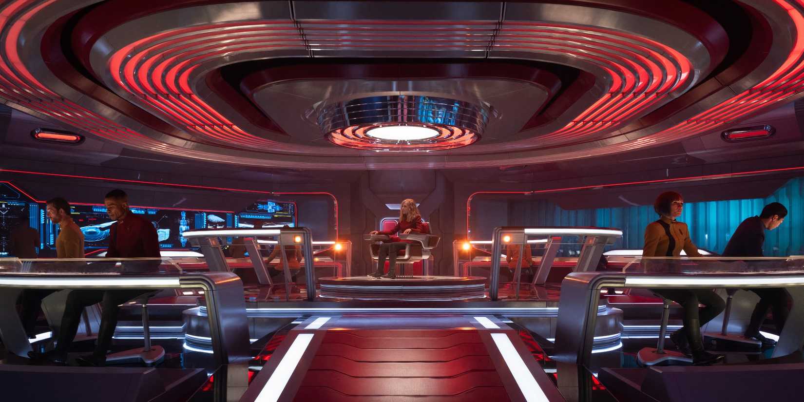 Jonathan Frakes Reveals Why Star Trek: Starfleet Academy Features A ...