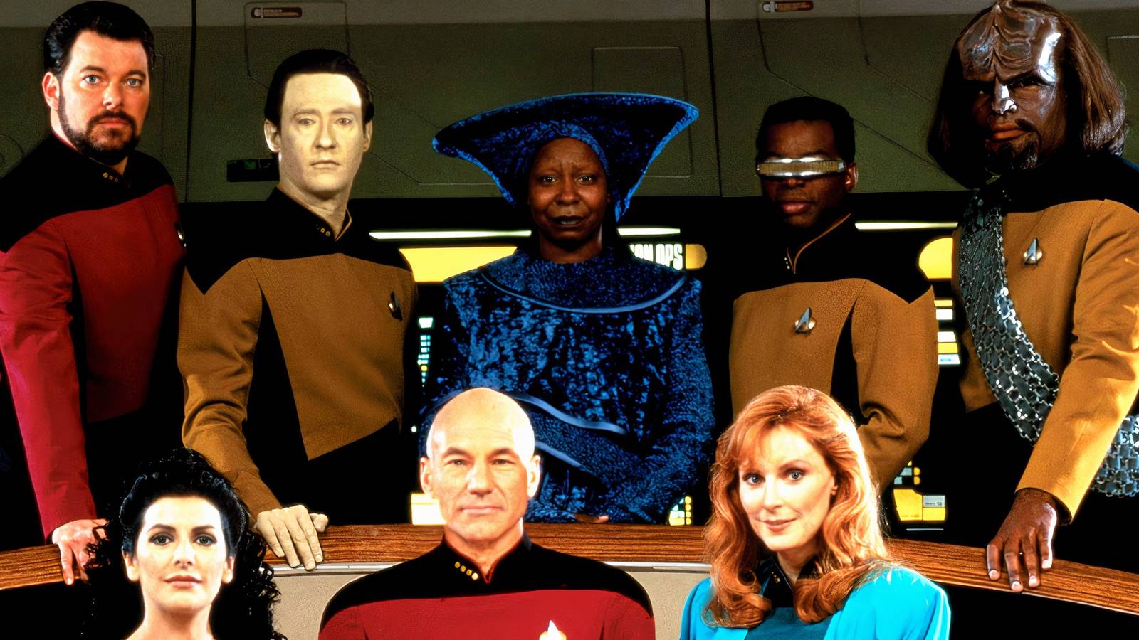 Star Trek: Strange New Worlds Actor Dreams of Commander Riker Role in ...