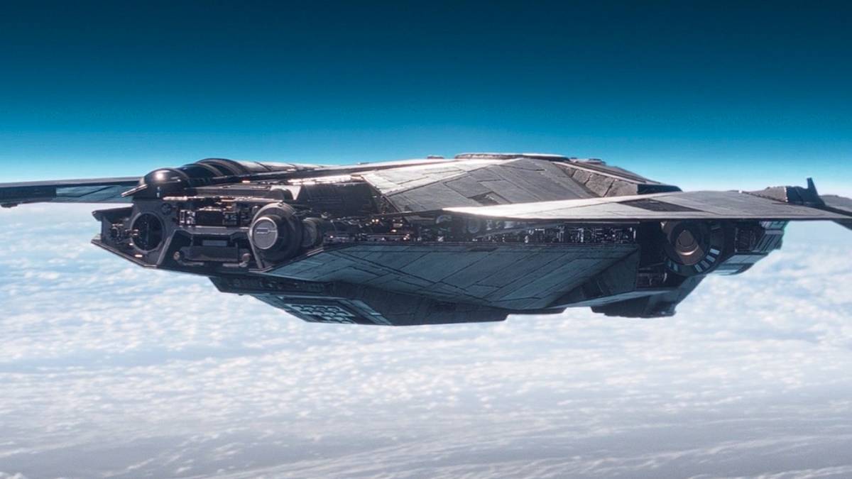 Incredible Custom LEGO Model of Luthen Rael's Ship from Andor