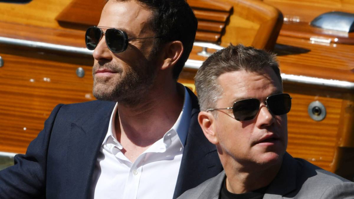 Netflix Reveals The Rip Trailer Starring Ben Affleck & Matt Damon