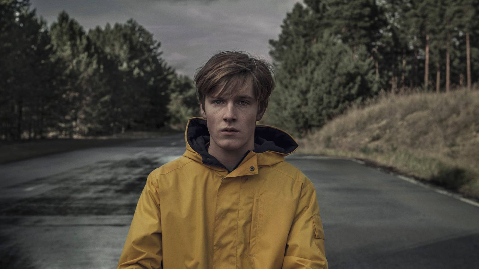 Netflix's Dark Fans: Discover the New Sci-Fi Mystery Show Mobius