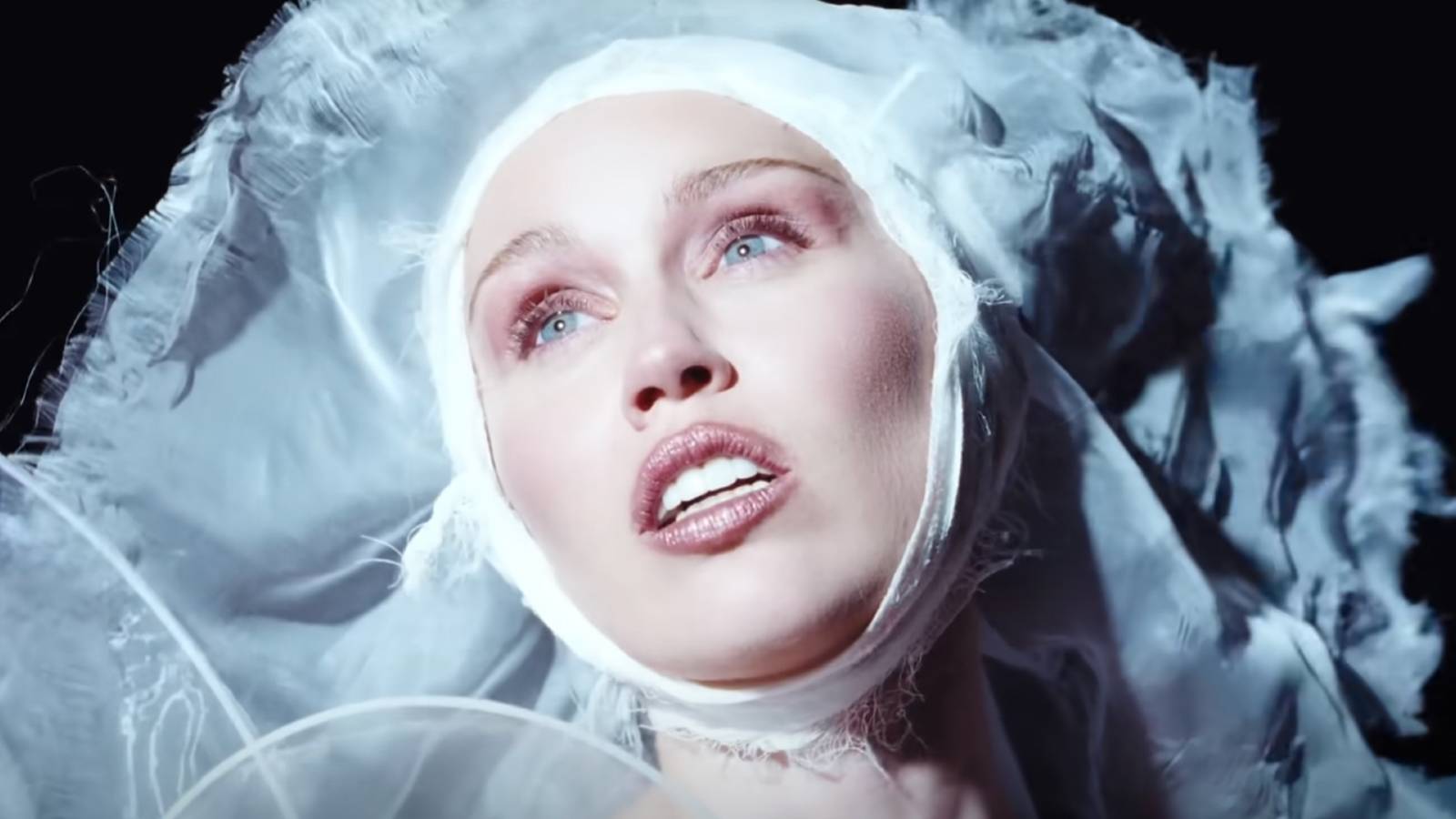 Miley Cyrus' Powerful Fleetwood Mac Collaboration On Secrets