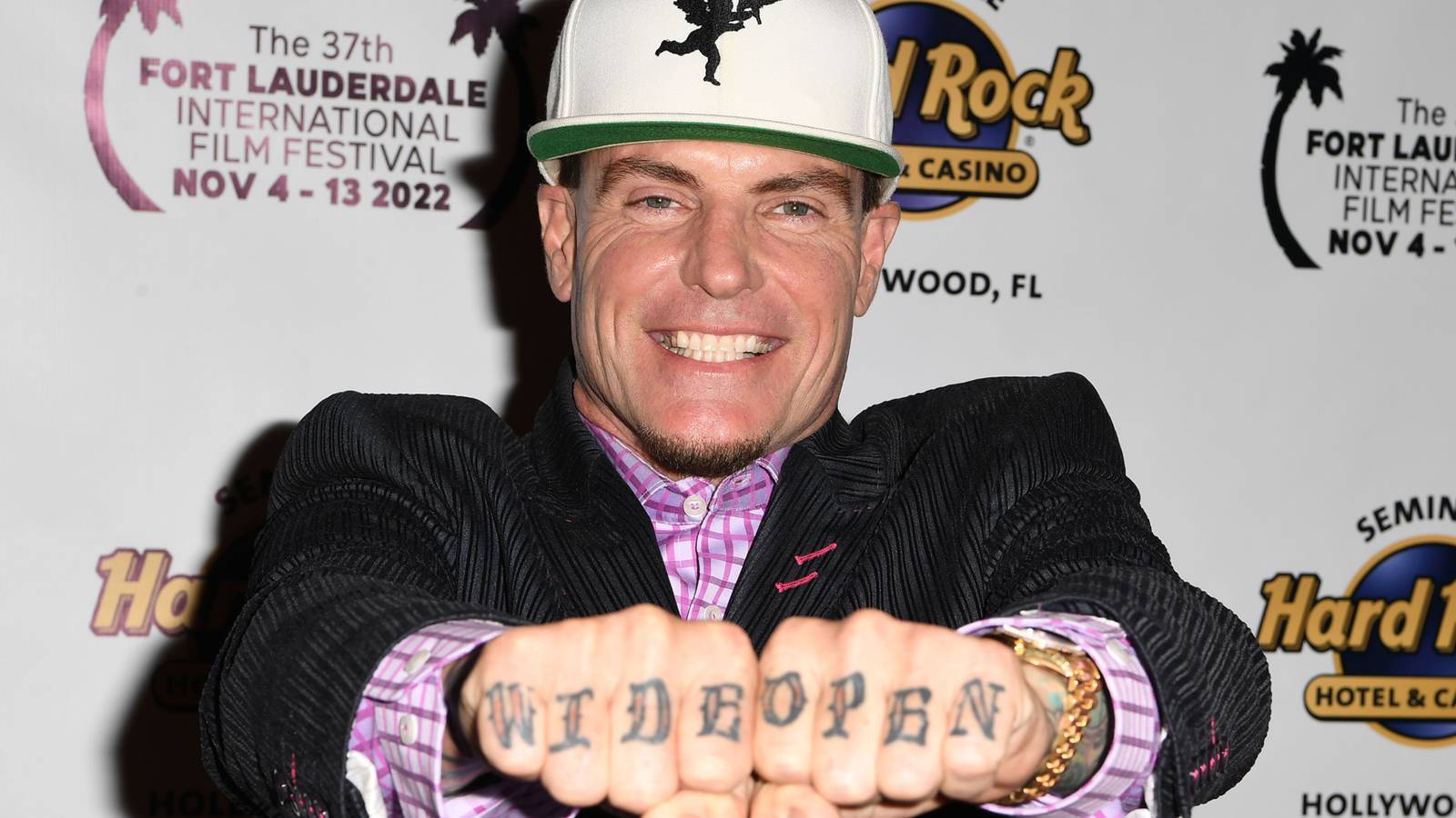 10 Songs That Are So Cheesy They're Brilliant