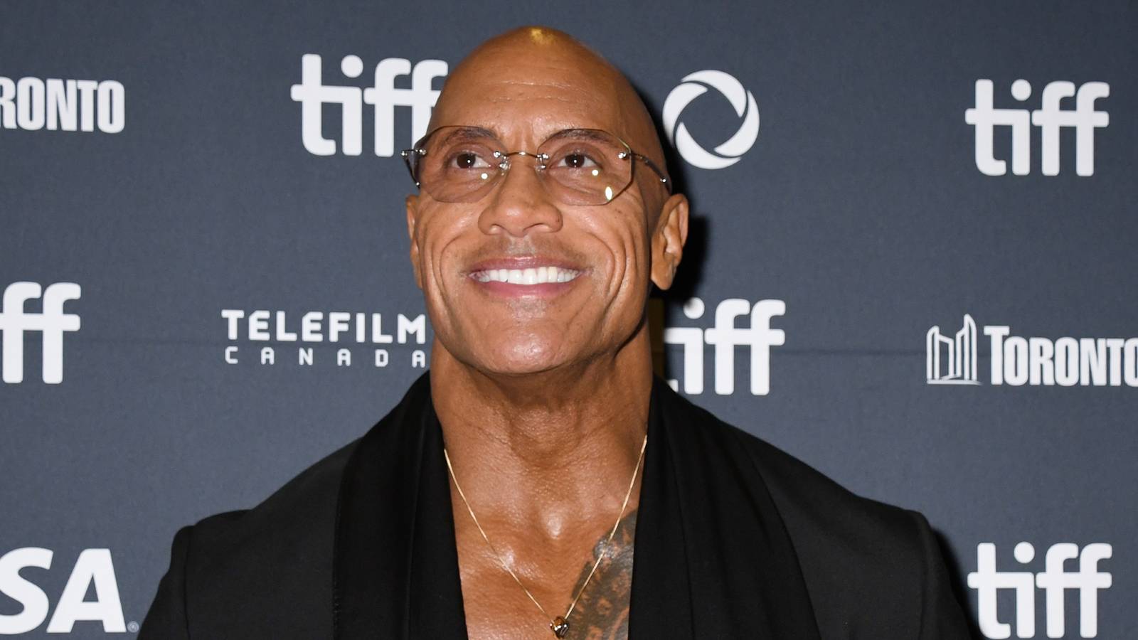Dwayne Johnson Reveals How Brendan Fraser Helped Him With His Hollywood ...