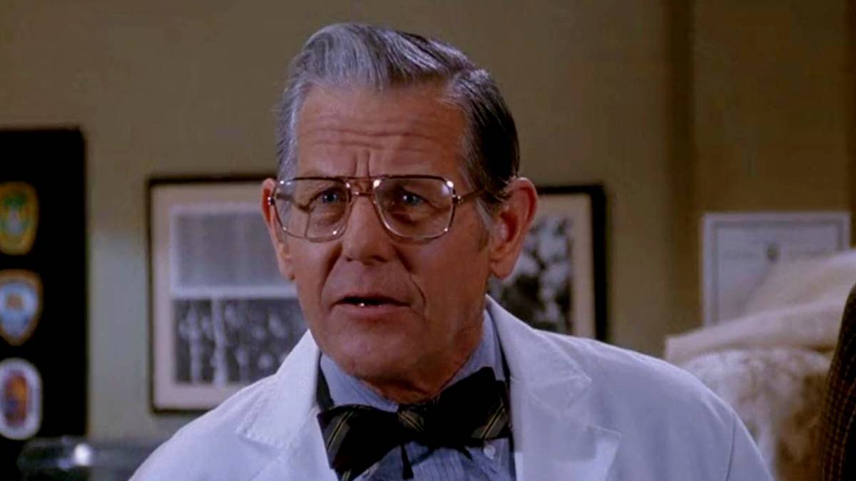 One Of The Last Surviving Stars Of The Naked Gun Dies At 98