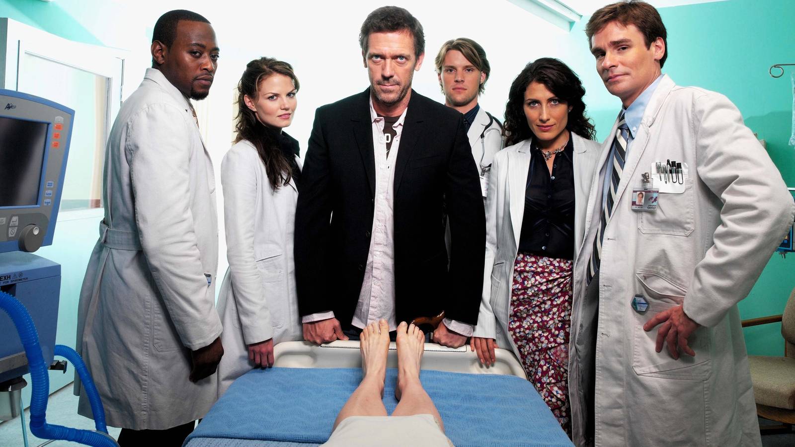 Why House's Team Changed After Season 3: A Risk That Paid Off