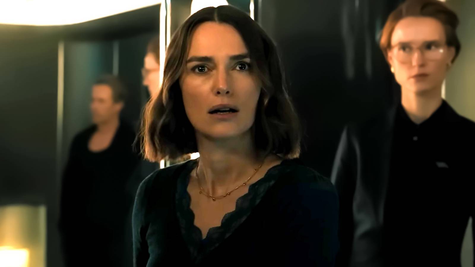 The Woman In Cabin 10 Director, Cast & Author Talk Netflix Adaptation