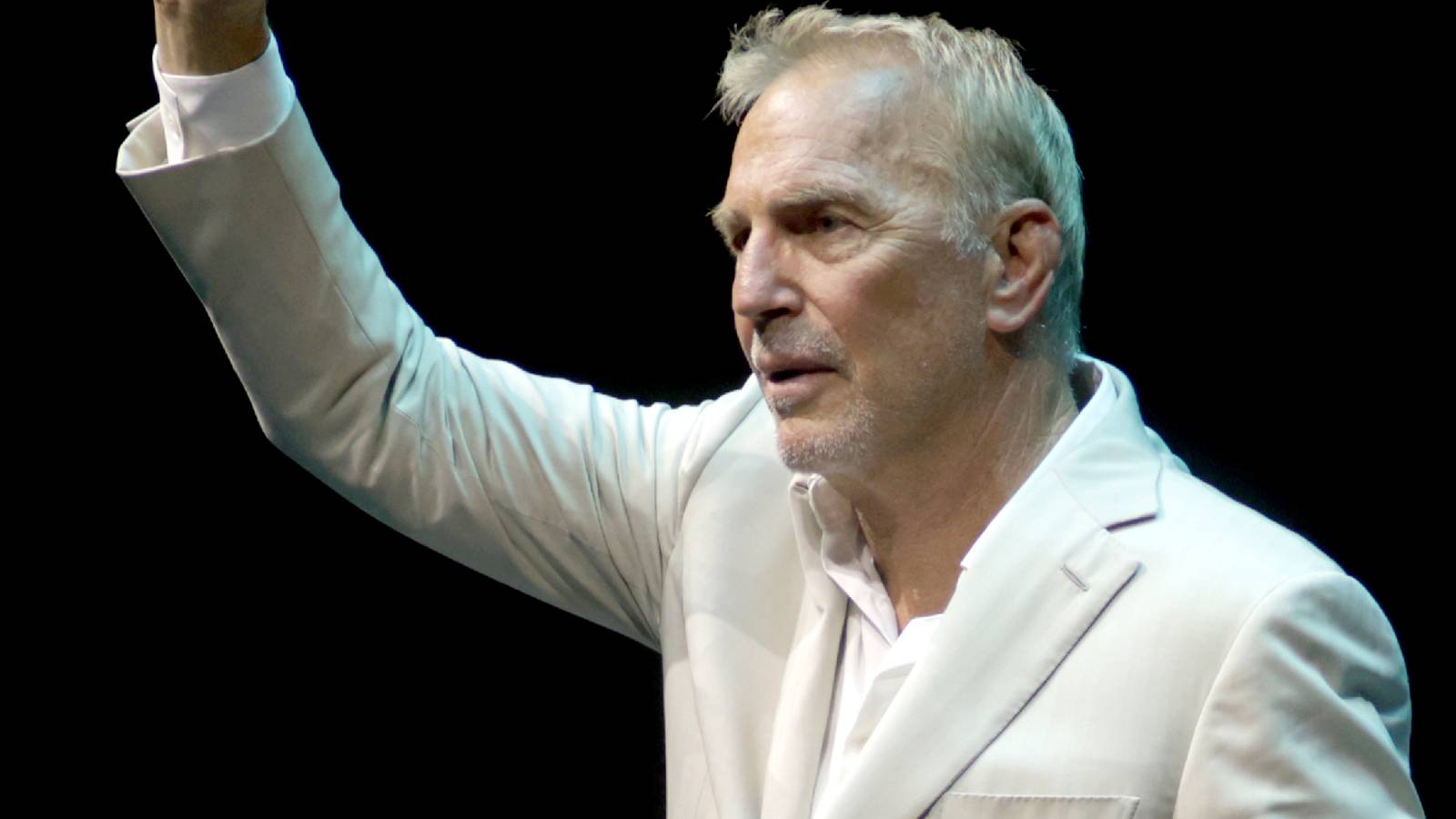 Kevin Costner's Best Movies By Decade: From The Untouchables To Horizon