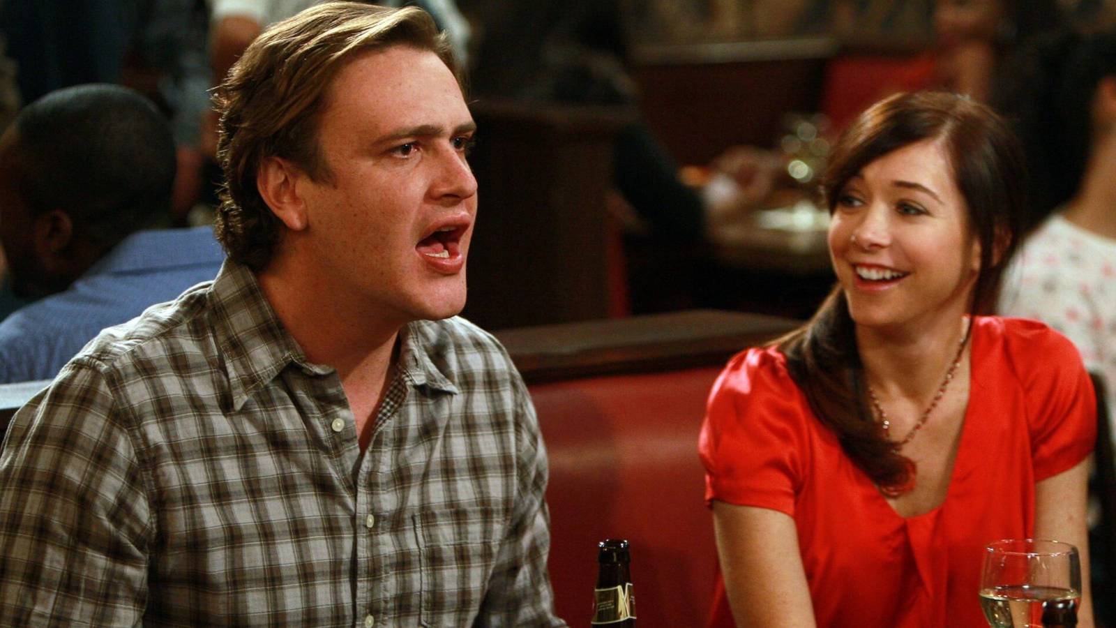 Why Happy Endings Is The Ultimate 2010s Friendship Sitcom