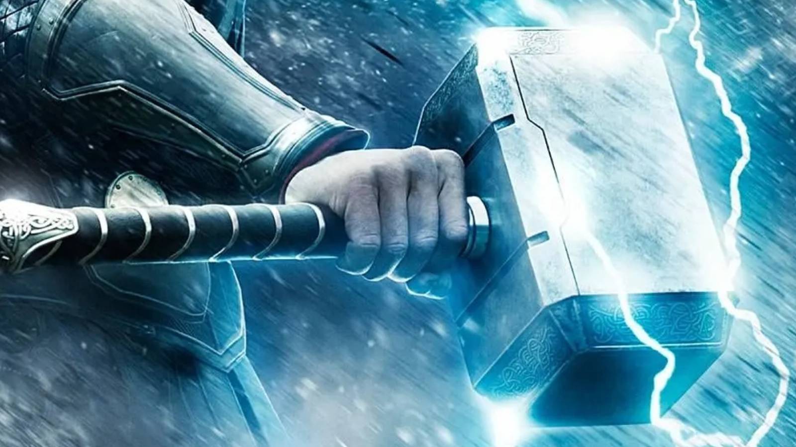 Fantastic Four's Thing Proves Worthy of Mjolnir in Marvel Comics