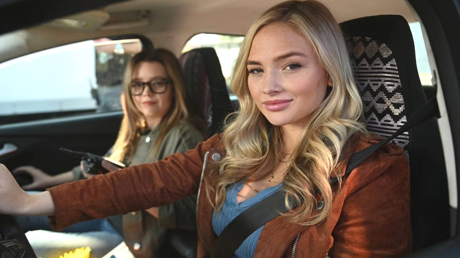 Natalie Alyn Lind Joins Taylor Sheridan S Yellowstone Spinoff The