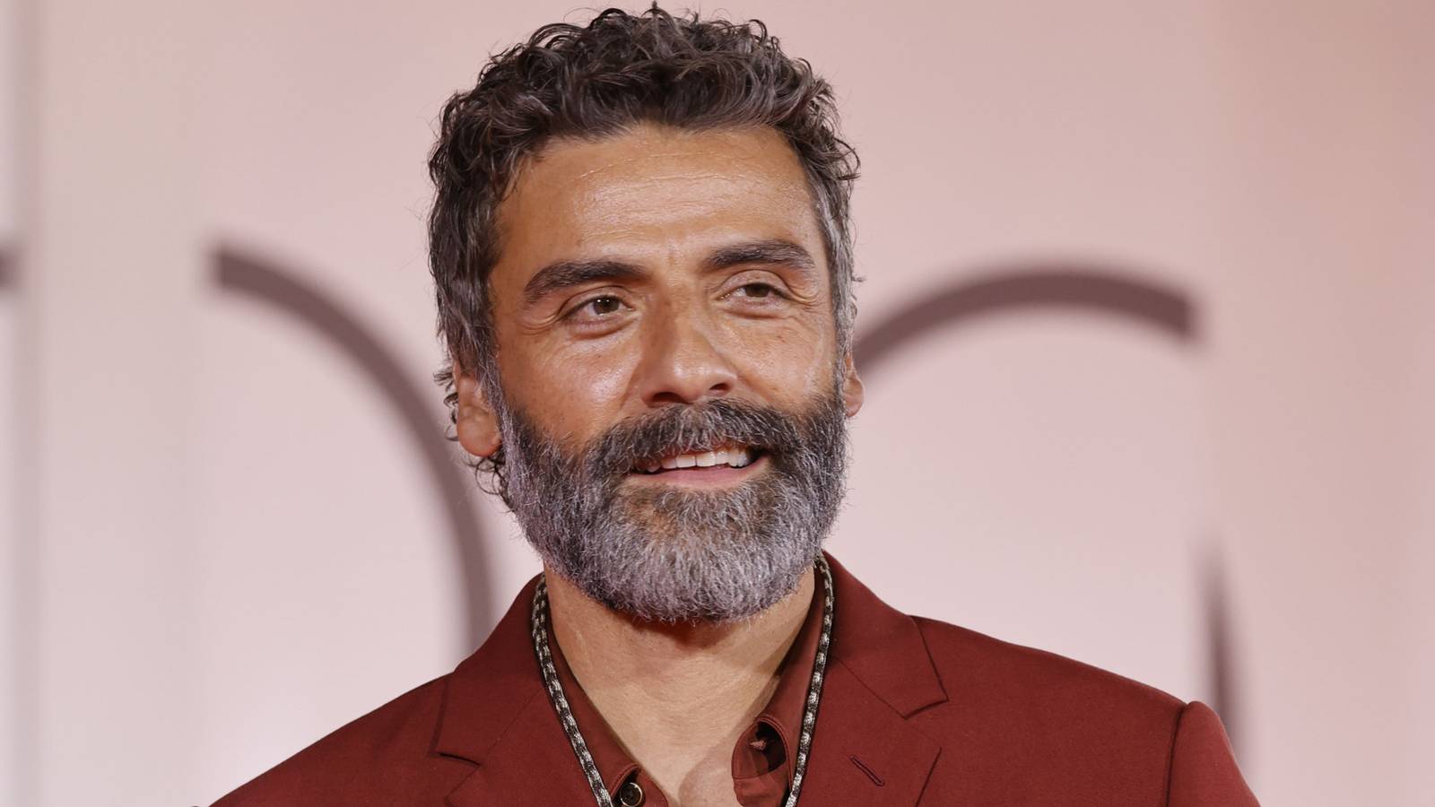 Oscar Isaac Calls Working With Guillermo Del Toro On Frankenstein The ...