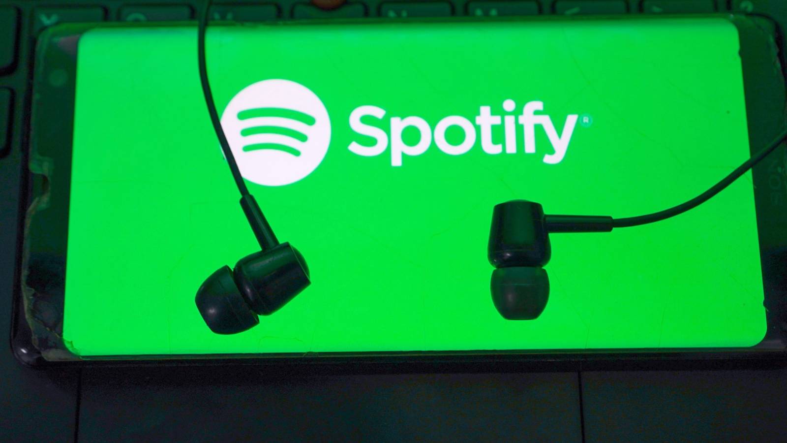 AI In Music: Growing Presence And Industry Challenges