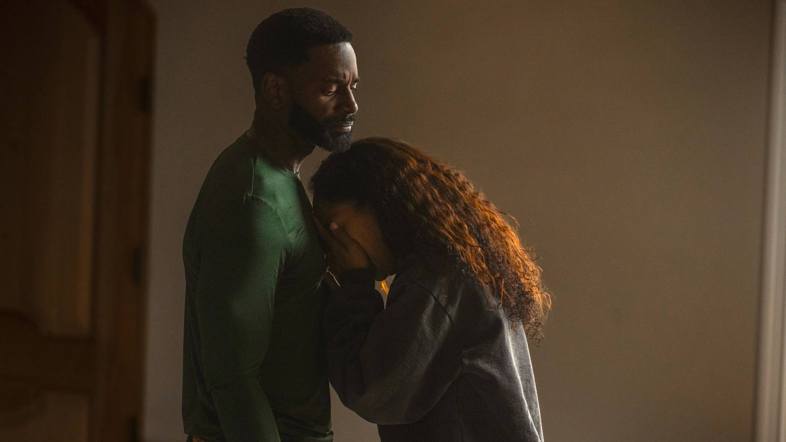 Stay Review: Huluween's Opening Act Is A Frustrating Affair That Is Bogged Down By Too Many ...