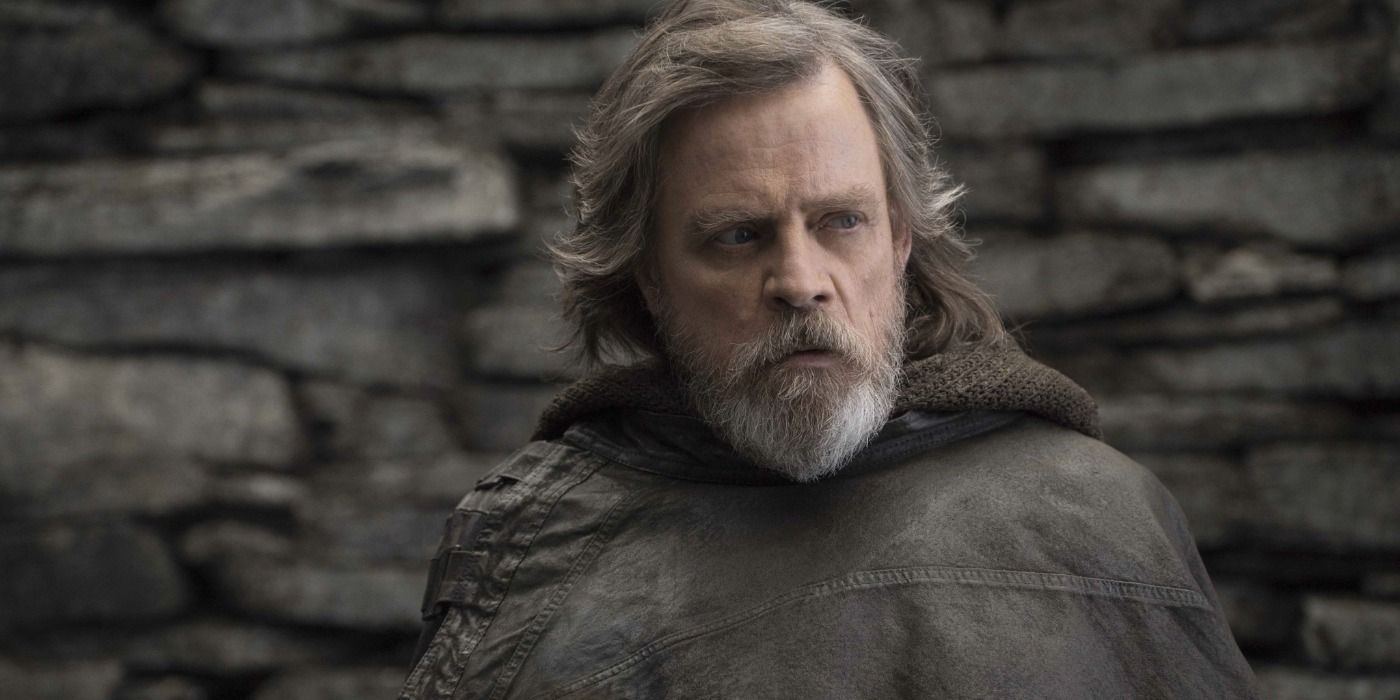 How Old Luke Skywalker Was In Every Star Wars Movie & TV Show He ...