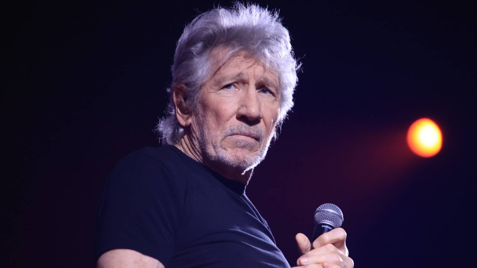 Roger Waters Criticizes Thom Yorke: 'He's A Timid Little Bloke'