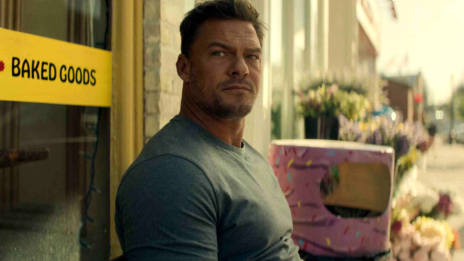 Casting Alan Ritchson In The DCU - 10 DC Characters He Could Play After ...