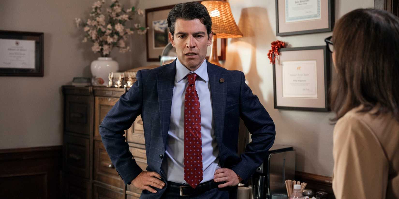 A Man On The Inside Season 2: Cast Guide & Character Breakdown