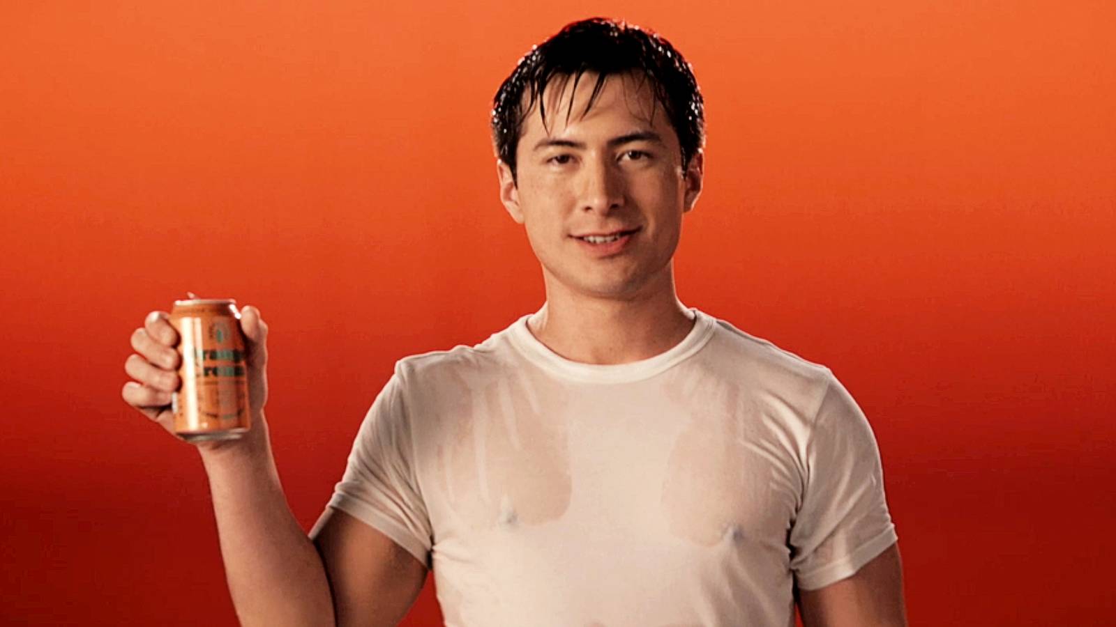 Heated Rivalry's Ginger Ale Meaning Secretly Spoils Shane & Ilya's Reunion