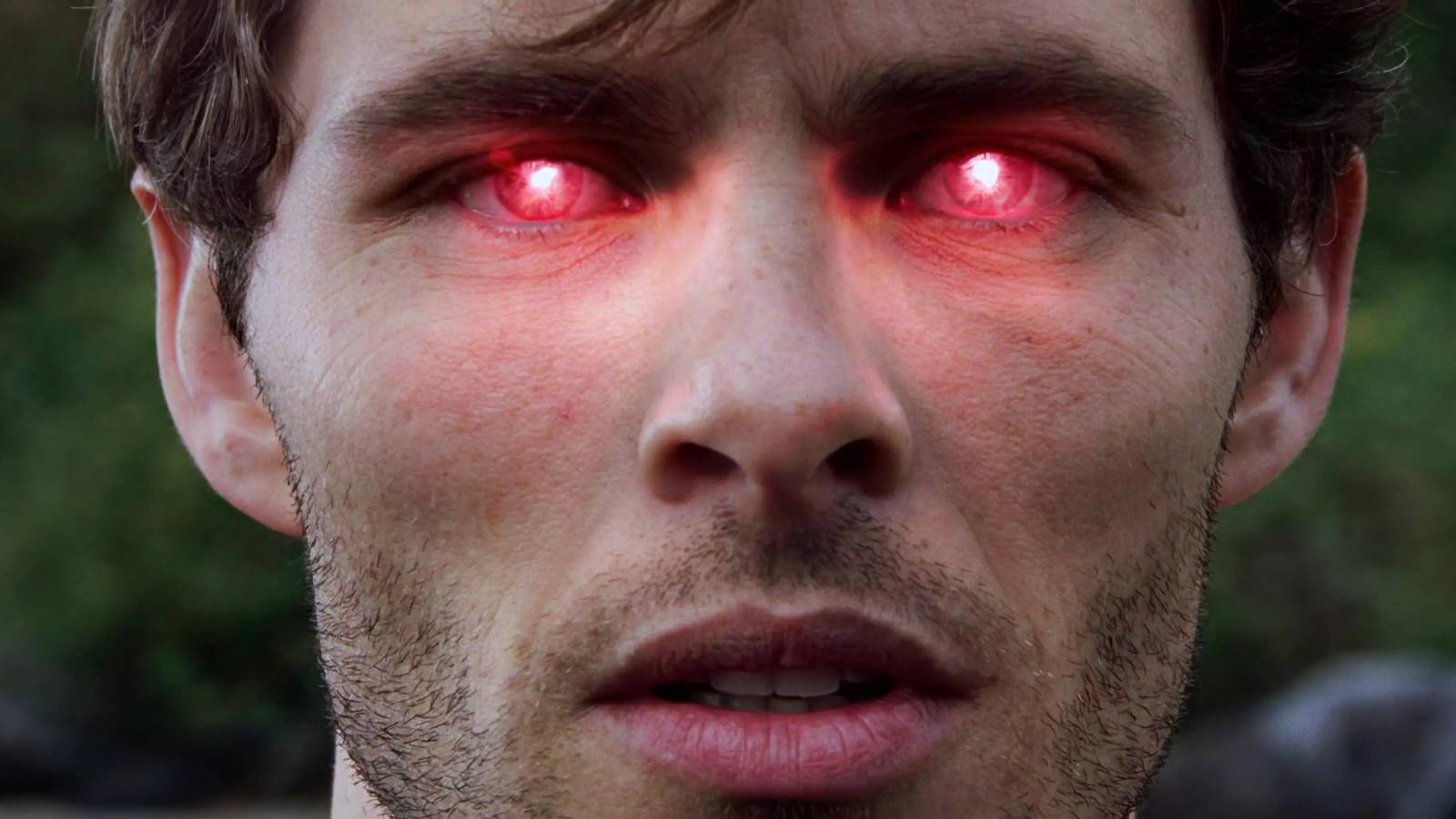James Marsden's Cyclops Suits Up In Classic X-Men Costume & Fires Optic ...